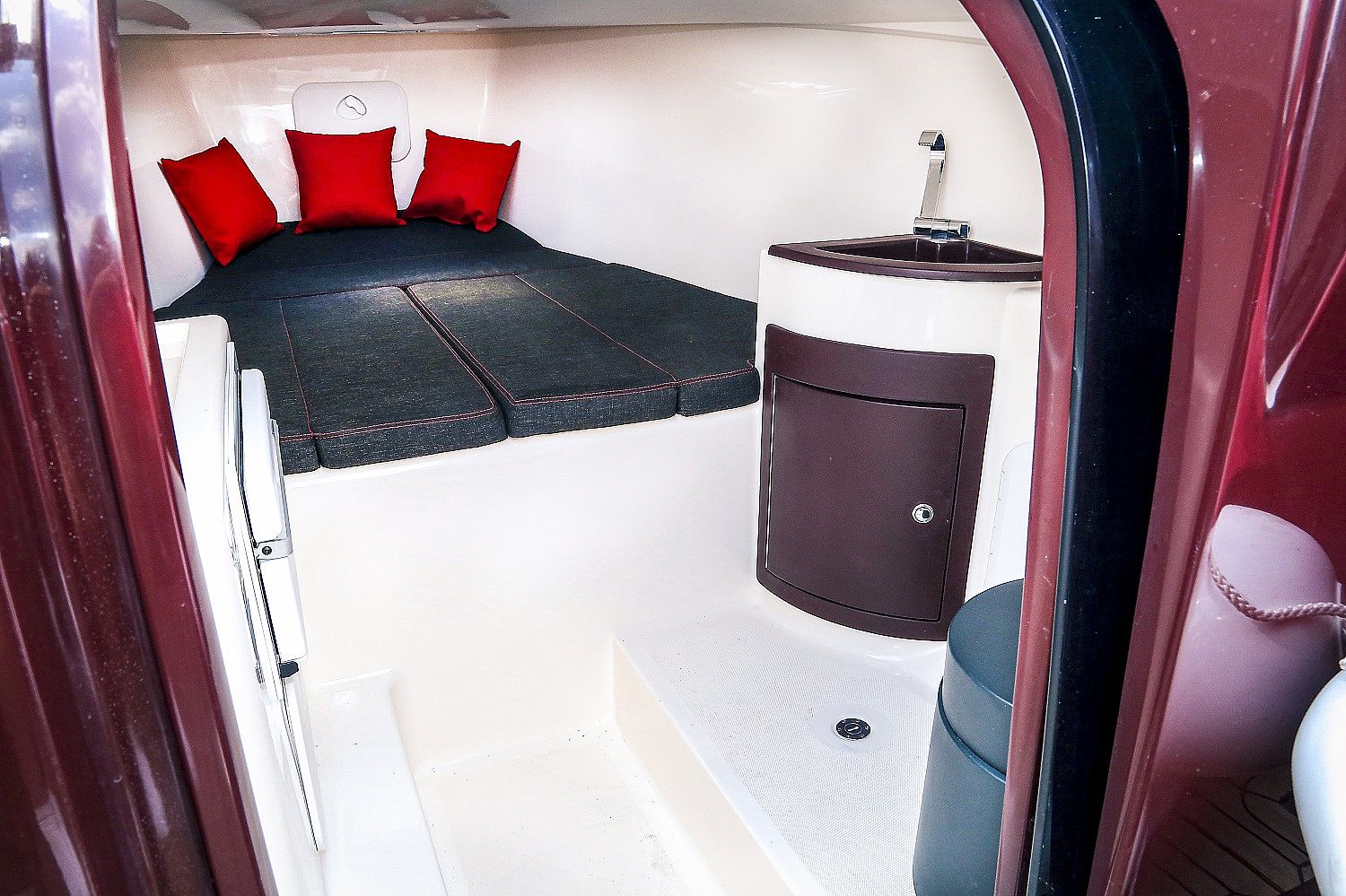 CLEAR Libra 750 Cabin2023 for sale: 53600.-EUR