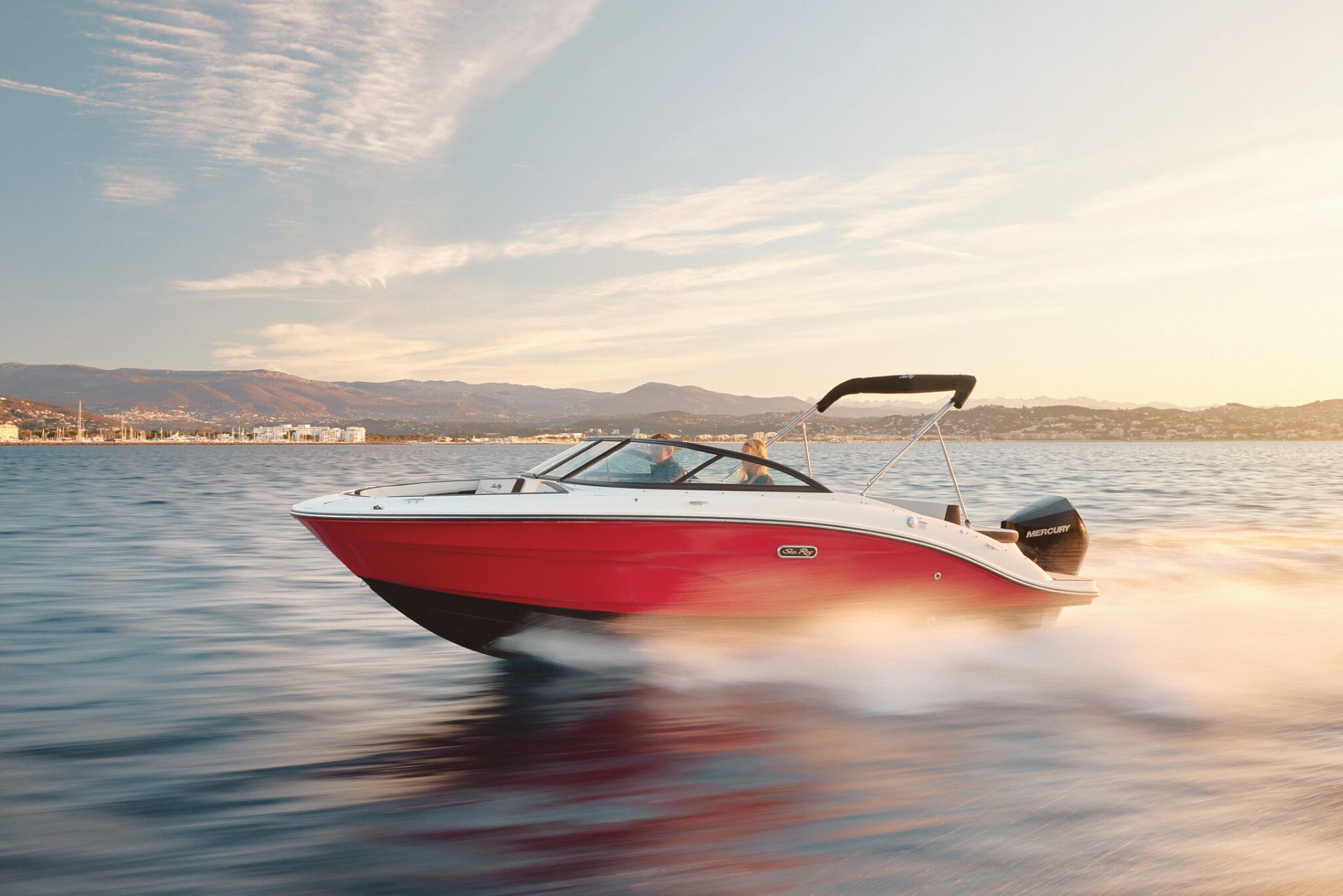 Sea Ray 210 SPOE - NOVI MODEL - 2024