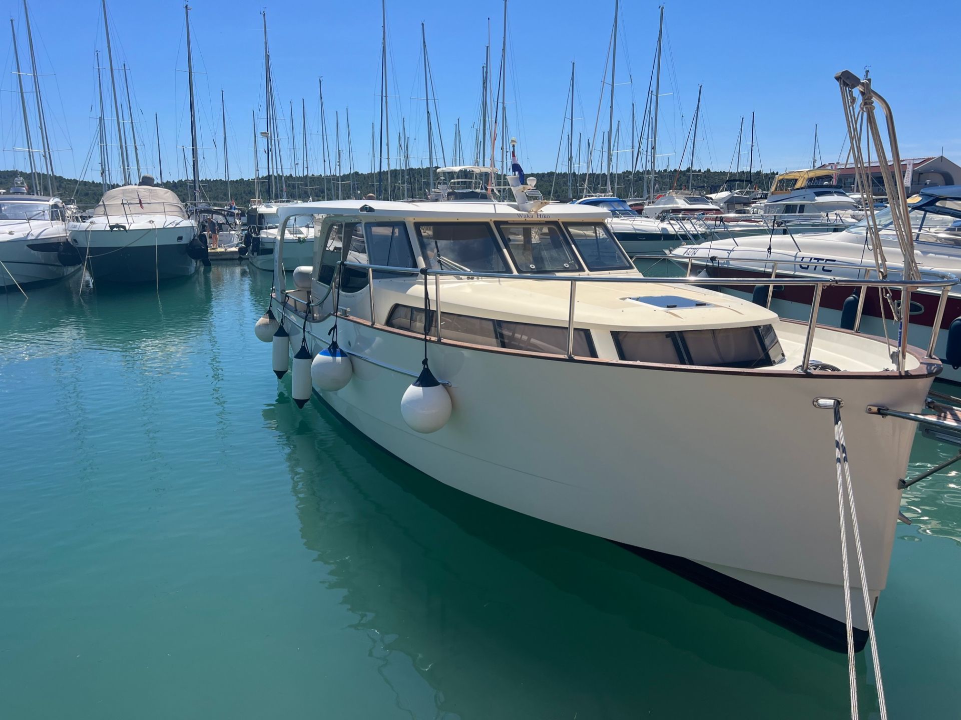 Greenline hybrid 33 - 2014