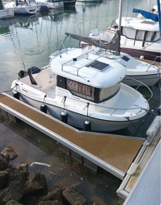 Quicksilver PILOTHOUSE 605 MERCURY 115 KS - INCE - 2016